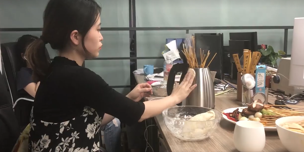 10 Questions with Ms Yeah, China's Office Chef Sensation