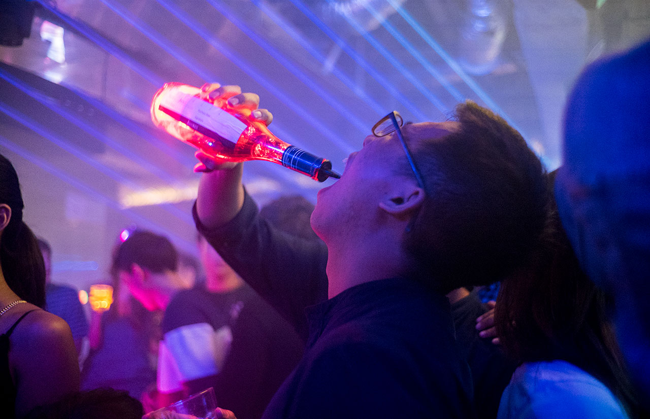 The Most Awkward Guy in Singapore Goes Clubbing