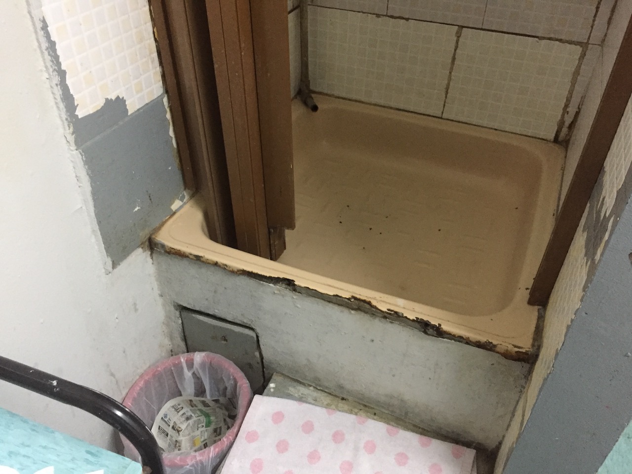 One Night in the Worst Room in Singapore, According to TripAdvisor