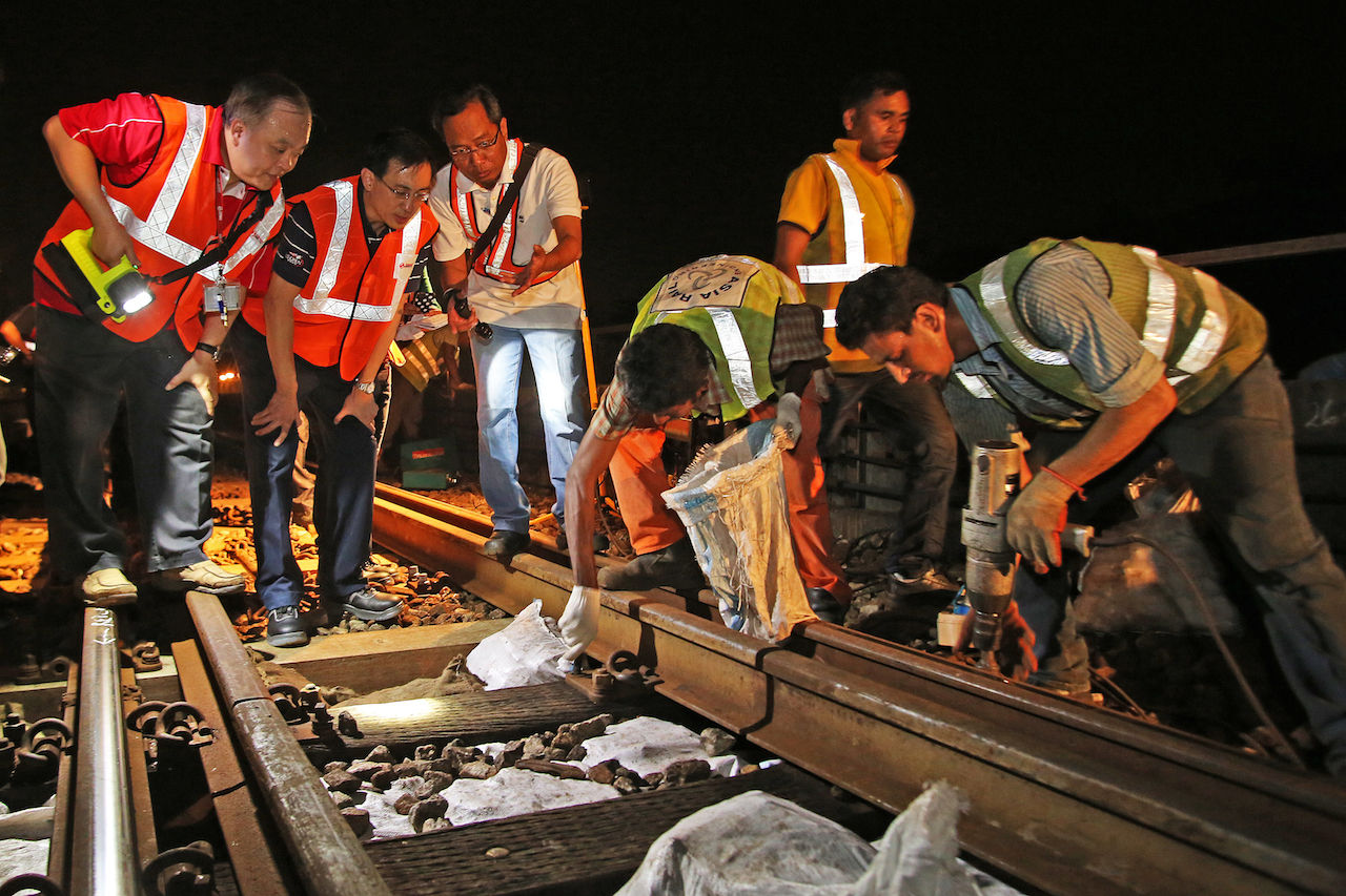 The Real Desmond Kuek, According to Past and Present SMRT Employees