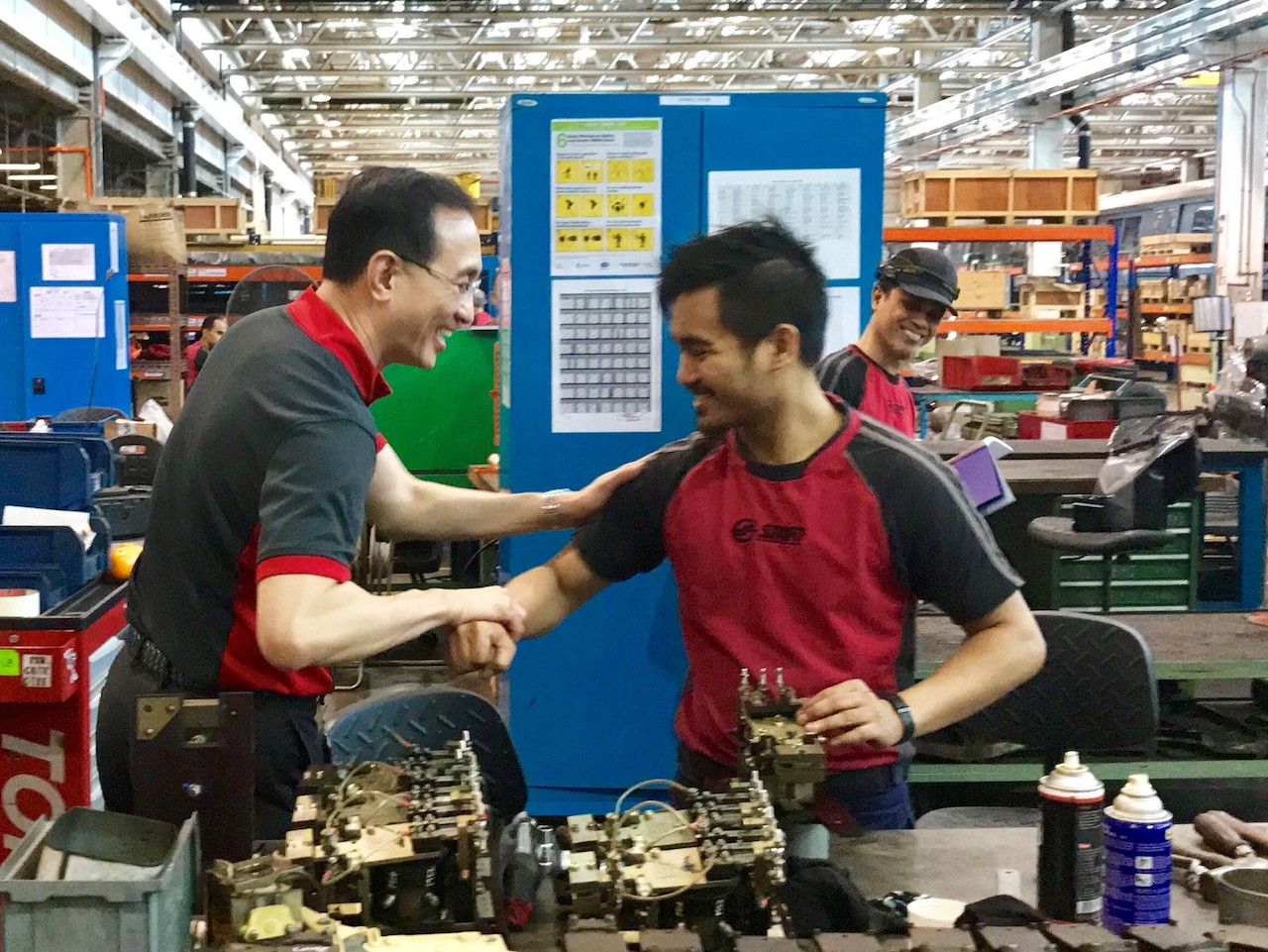 The Real Desmond Kuek, According to Past and Present SMRT Employees