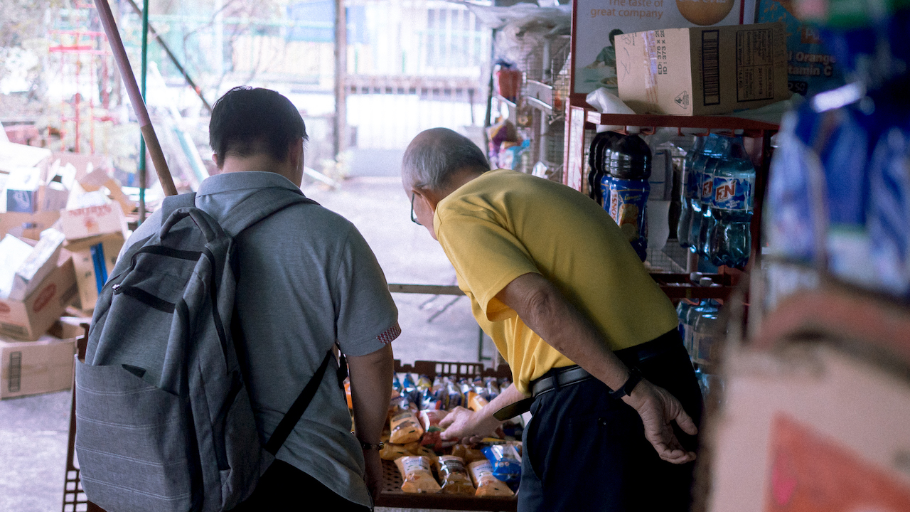 At 79, Mr Ang Lu Heng is the Last Singaporean to Run A Provision Shop ...