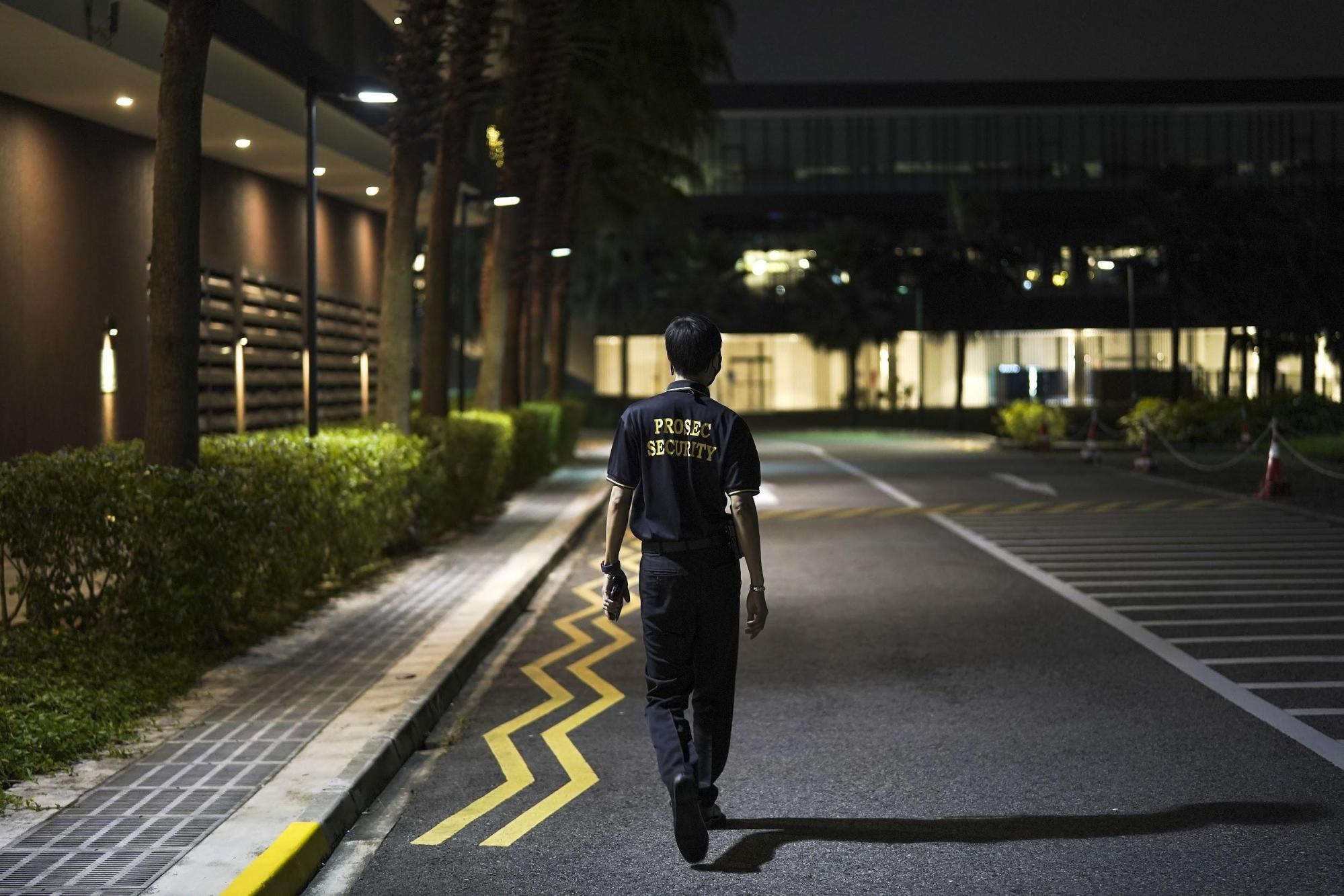 He Quit His Office Job Without A Plan, But Found His Calling As A ...