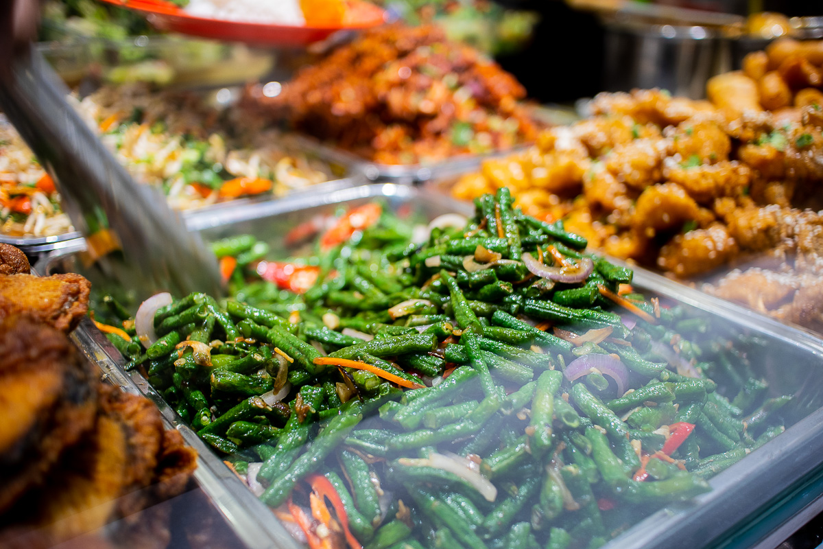 VivoCity’s Beach Road Scissor-Cut Curry Rice: Still Ugly Delicious ...