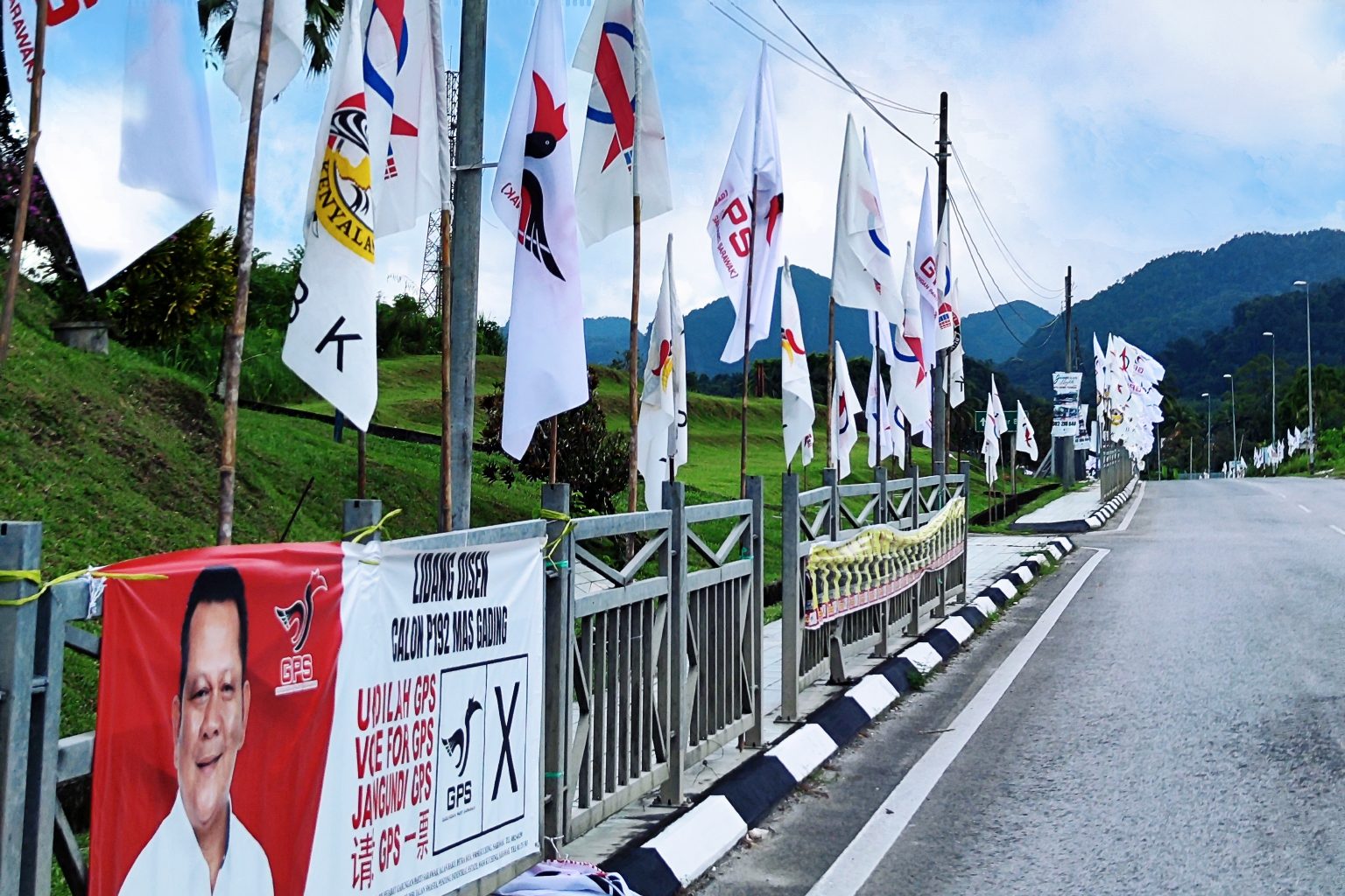 GE15: In Malaysian Elections, The Real War Is Between Flags