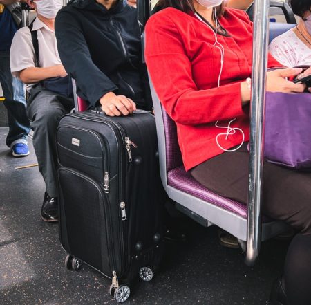 When 42 cm Isn’t Enough for Comfort on Bus Seats