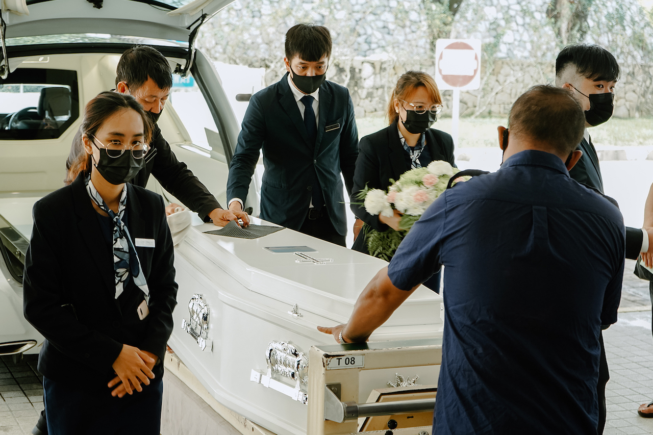 The Weight of the Departed: Finding Meaning In Transporting Dead Bodies